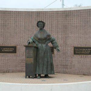 Sculptor Tina Allen | The Museum Of UnCut Funk